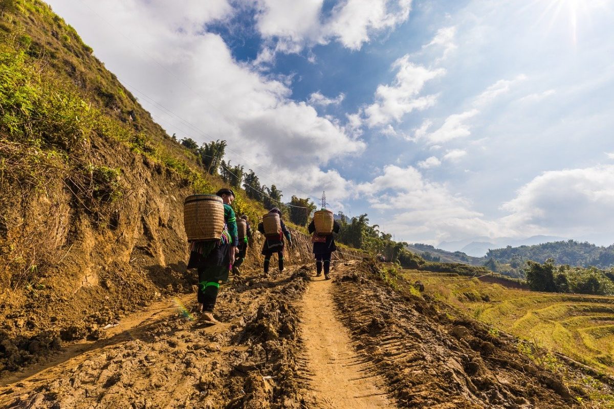 Vietnam Backpacking - An Ultimate Guide With Itinerary, Tips & Tricks