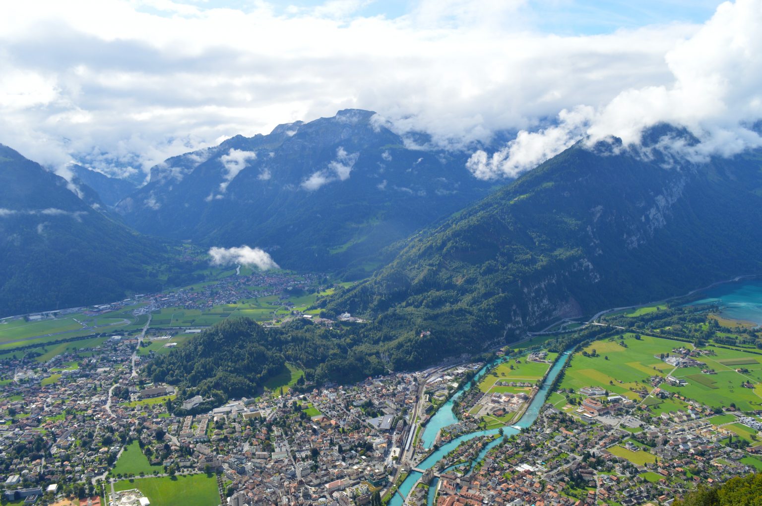 15 Most Beautiful Cities in Switzerland That You Should Visit(+Tips)