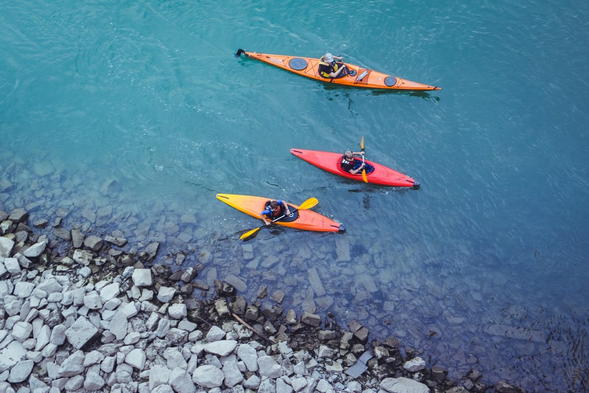 Canoe vs Kayak - How to Choose? Everything You Need To Know