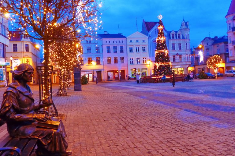 10 Most Beautiful Christmas Markets in Poland You Must Visit