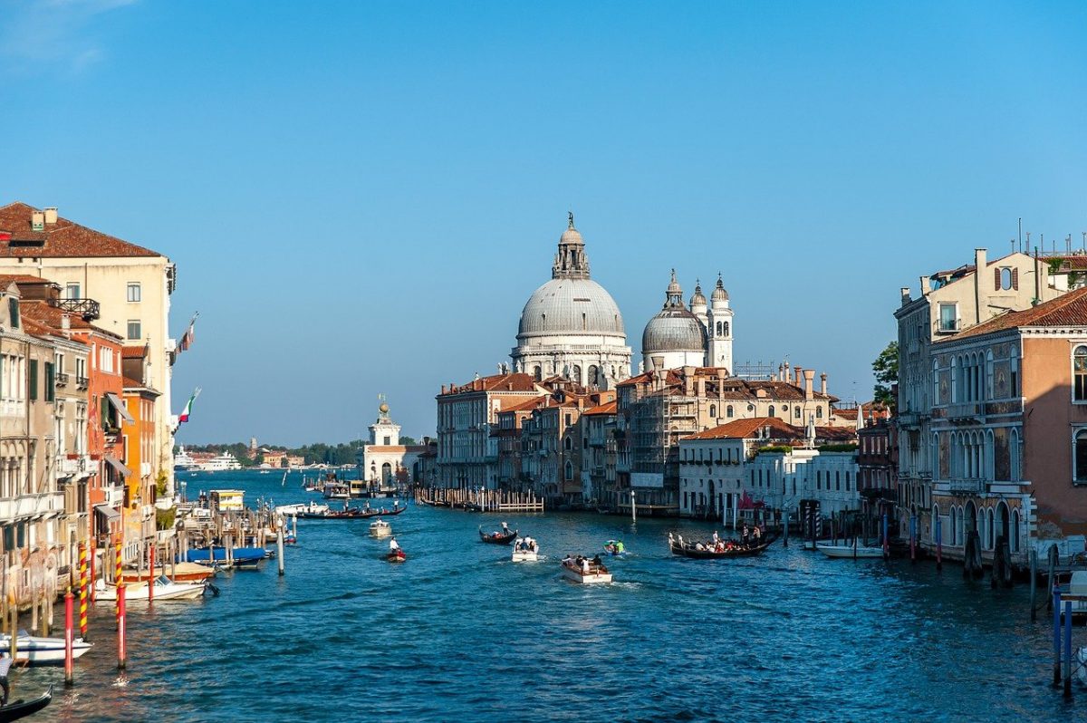 115 Venice Quotes That Will Make You Love The City of Canals More!