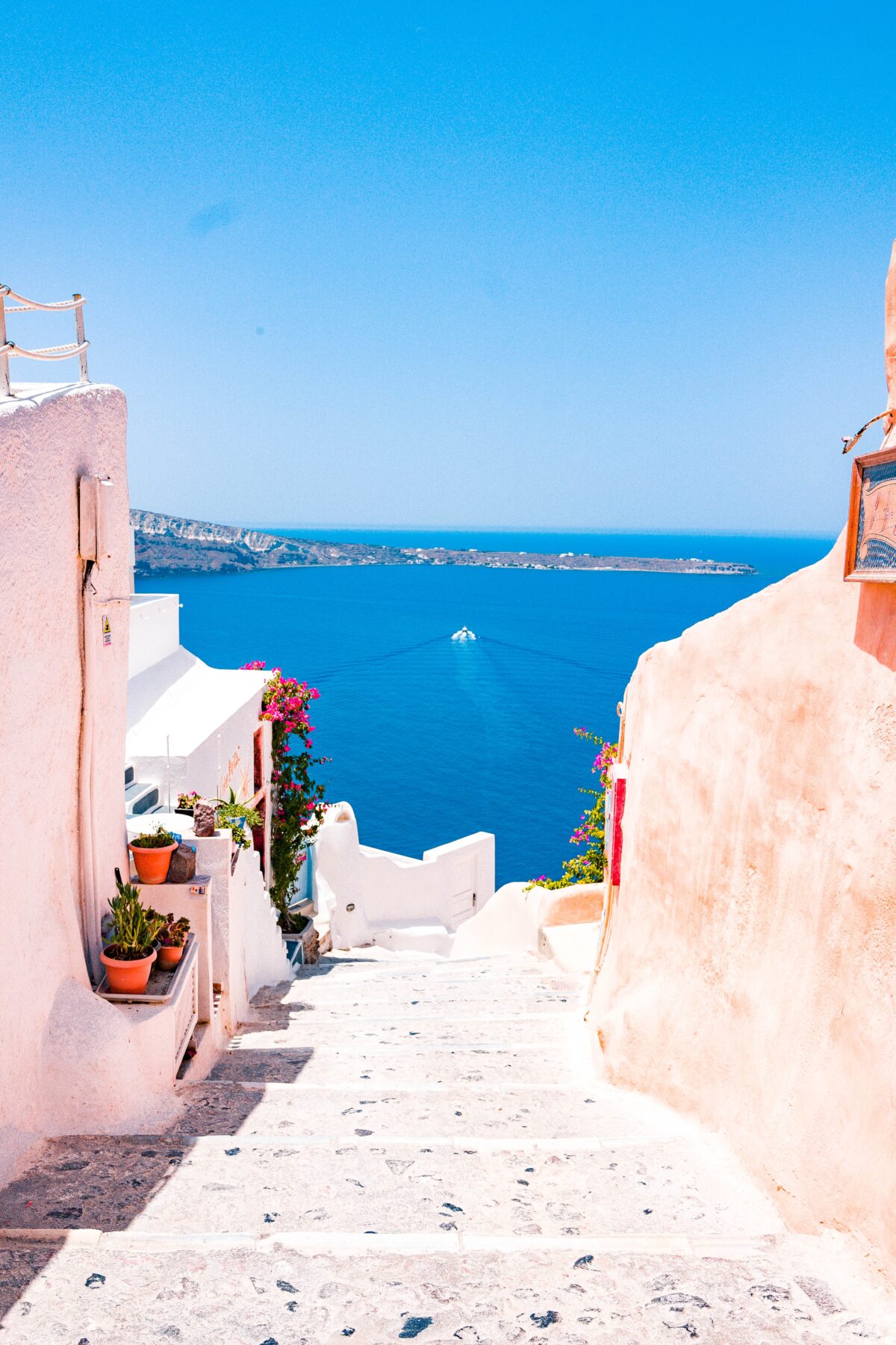 35 Most Beautiful Places in Greece For an Ultimate Bucket List