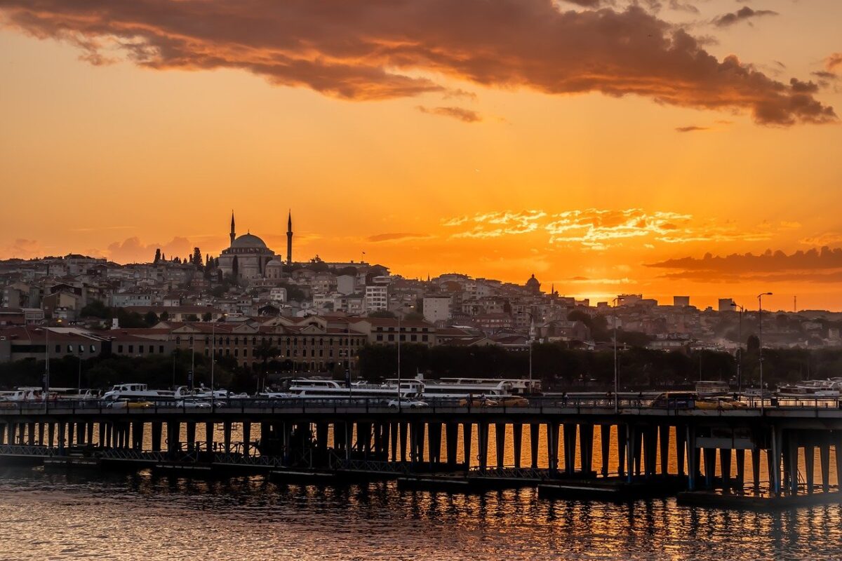 90 Istanbul Quotes That Will Make You Fall in Love With the City