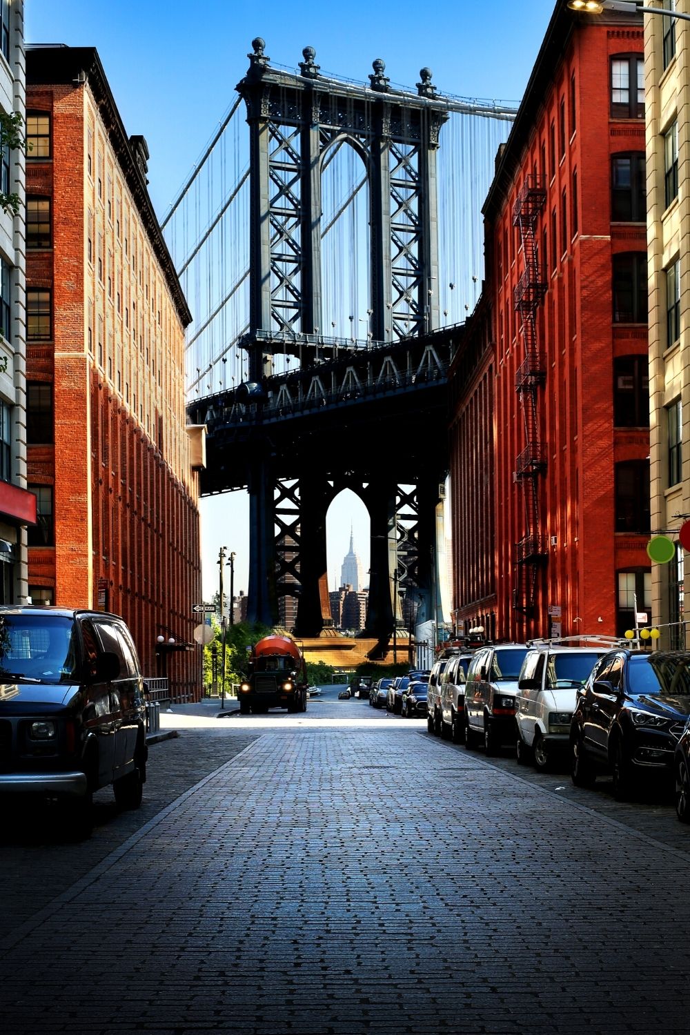 215 New York City Captions and Quotes to Love the City of Dreamers