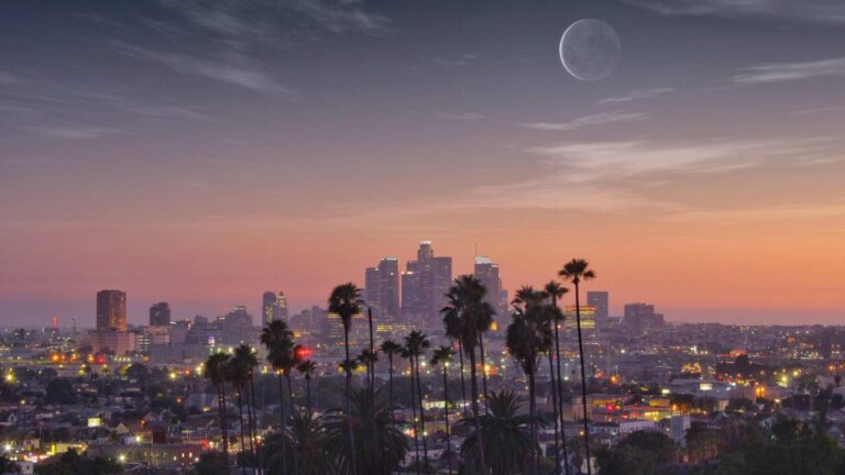 25 Best Places To Visit In California In December For a Getaway