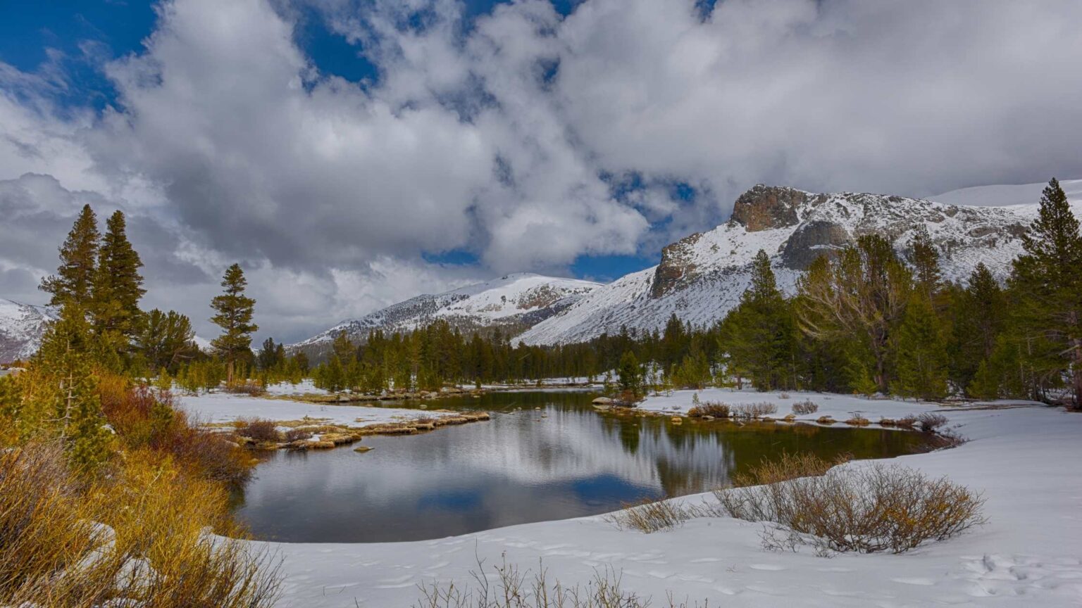 Snow In California - 28 Prettiest Places For a White Winter Trip