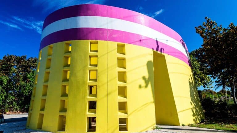 15 Nude Beaches In Florida To Be Free And Fun