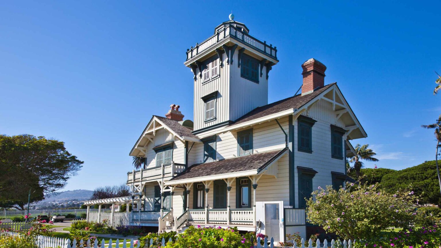 21 Pretty Lighthouses In California You Should Visit At Least Once