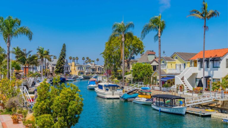 13 Best Beaches In Long Beach For a Fun Day In Sand And Sea